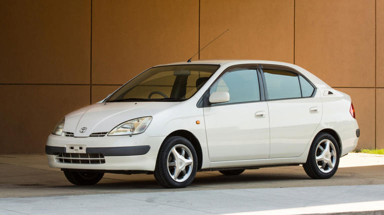 2025 Toyota Prius Plug-In Hybrid Review: A Prime Example Of Going ...