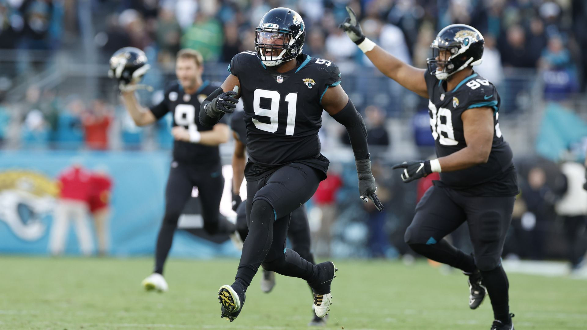 Homecoming: Jaguars sign Dawuane Smoot to add EDGE depth