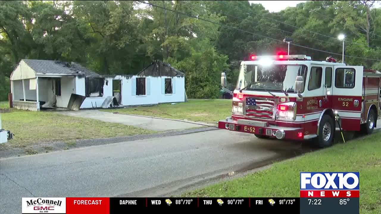 MFRD responds to early morning house fire on South University Boulevard