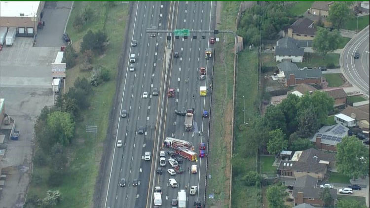 Southbound I-25 reopens after crash involving semi