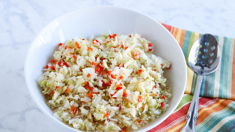 It's A Vinegar-based Coleslaw - Pepper Cabbage Aka Amish Slaw