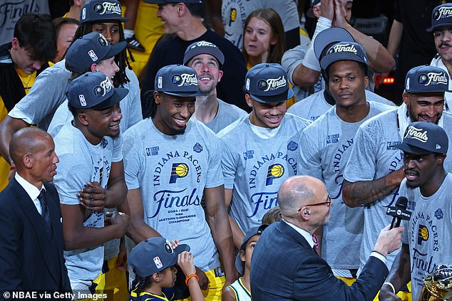 Indiana Pacers team plane forced to make emergency landing on way to ...