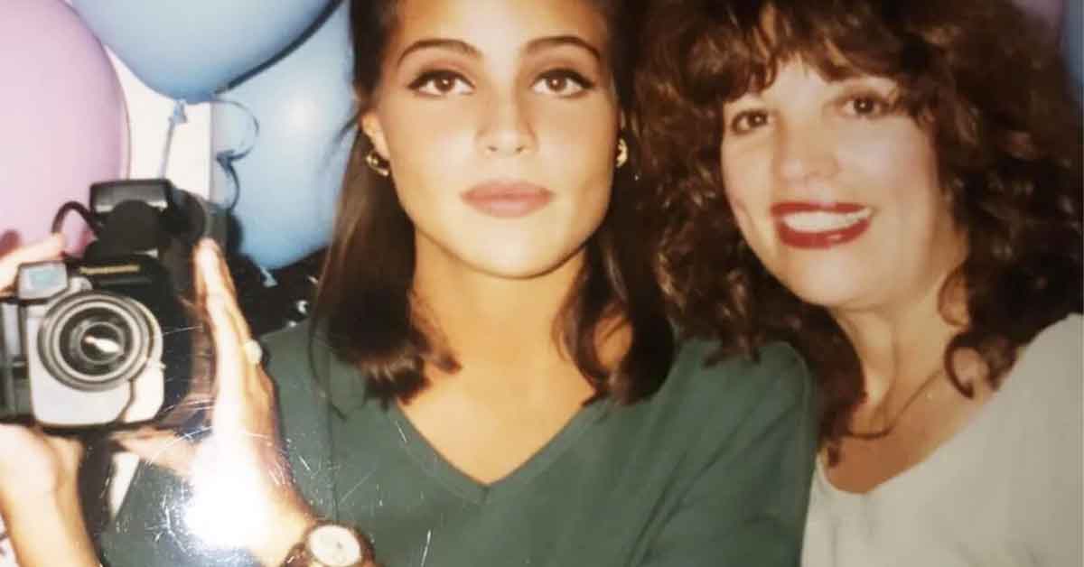 20 Photos Of Generation X Starting The 1990’s Party