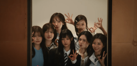 新ガールズグループUSPEER、デビュー曲「ZOOM」MV公開…コミカルな世界観とパワフルなダンスに注目