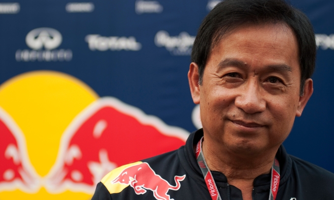 Thailand’s billionaire Red Bull heir transfers $1.1B stake to trust firm