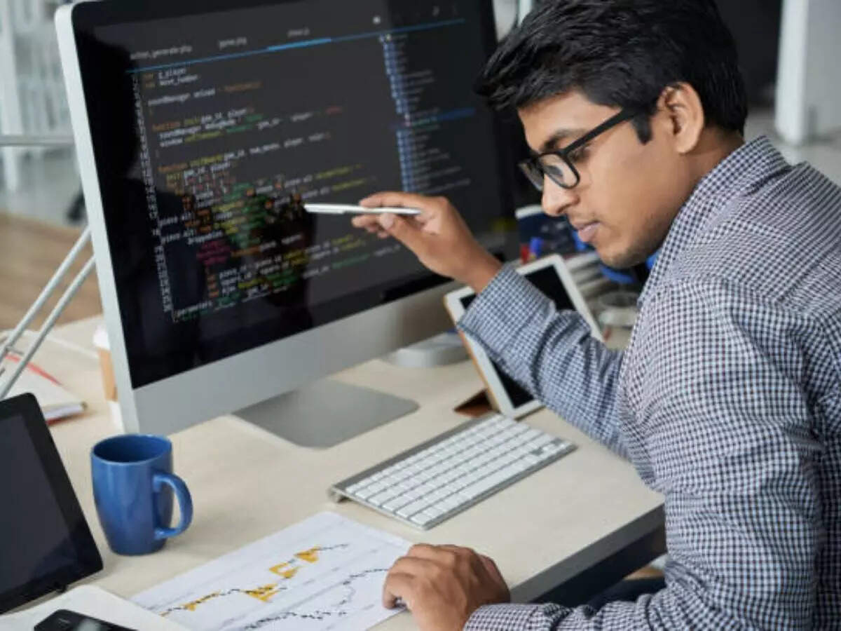 Techie admits to faking work for a month. Just before getting fired, AI ...