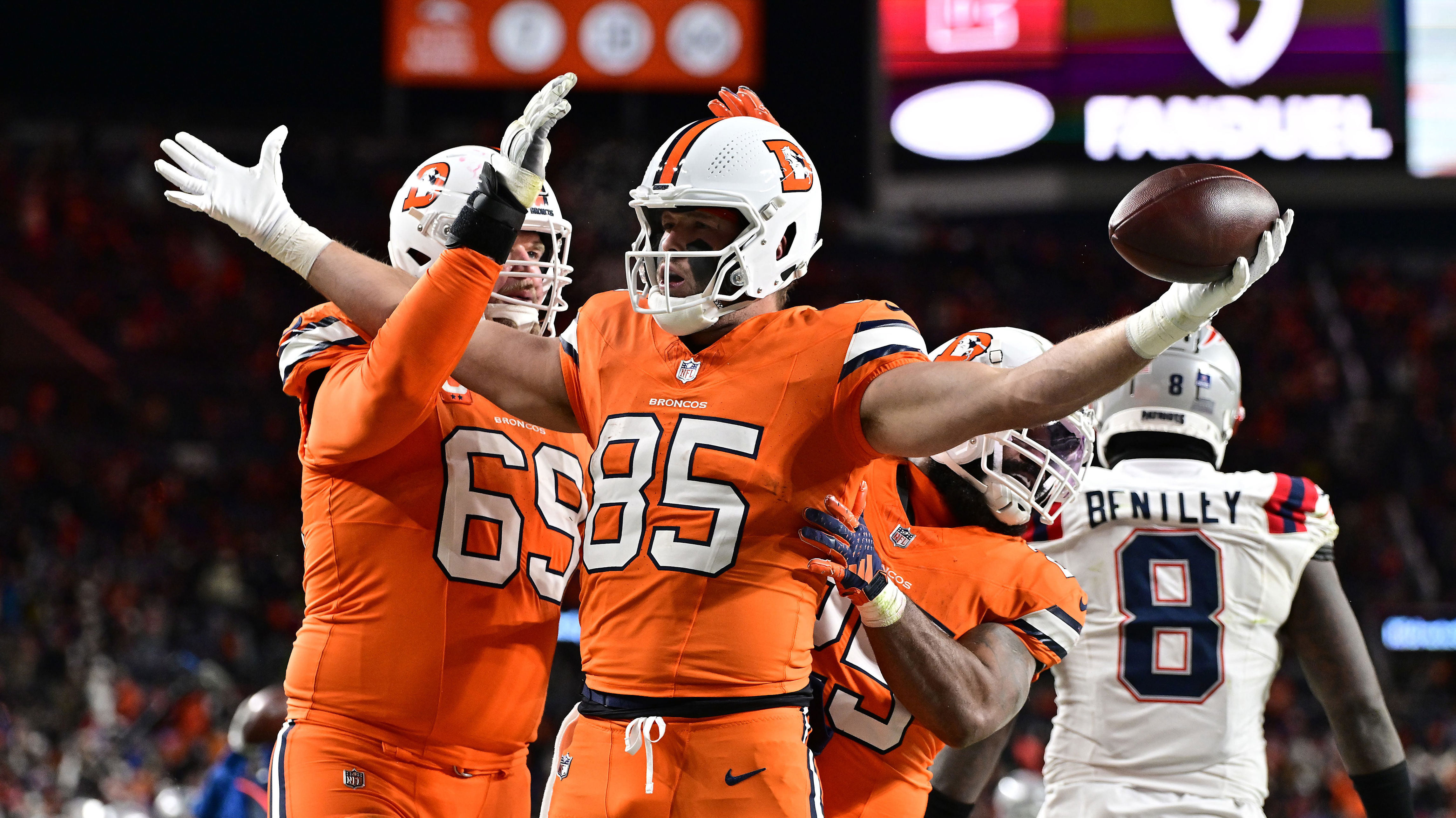 Veteran Broncos TE Faces ‘Uphill Climb’ to Make 53-Man Roster