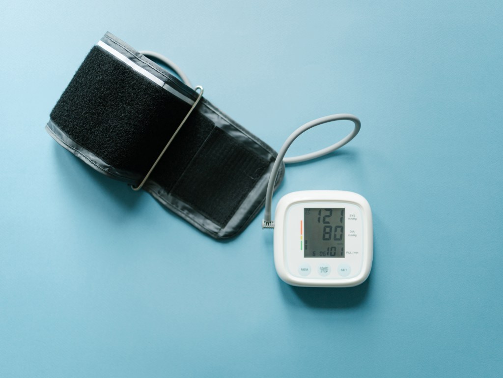 5 signs you have high blood pressure – and what you can do about it