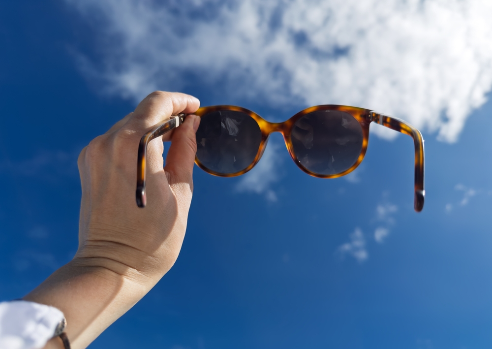 Eye Experts Reveal the Habits That Damage Your Vision