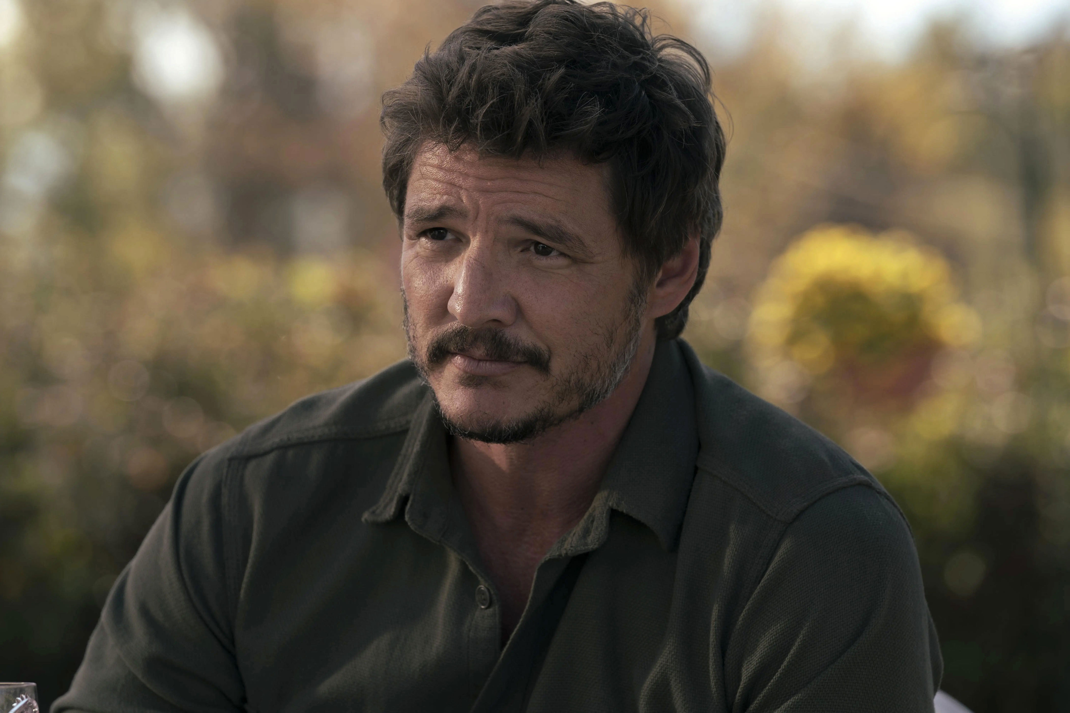Pedro Pascal Dating History: Tutte Le Donne Dello Scapolo D'Oro Di ...