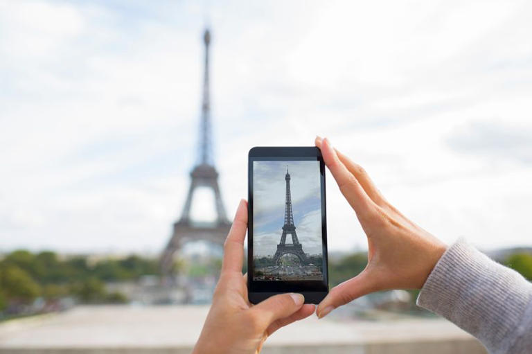 Vodafone, Voxi, EE, Sky and more confirm roaming fee prices for Brits ...