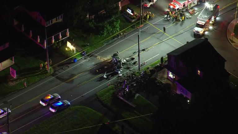 High school students killed in crash after Target theft, police chase ...