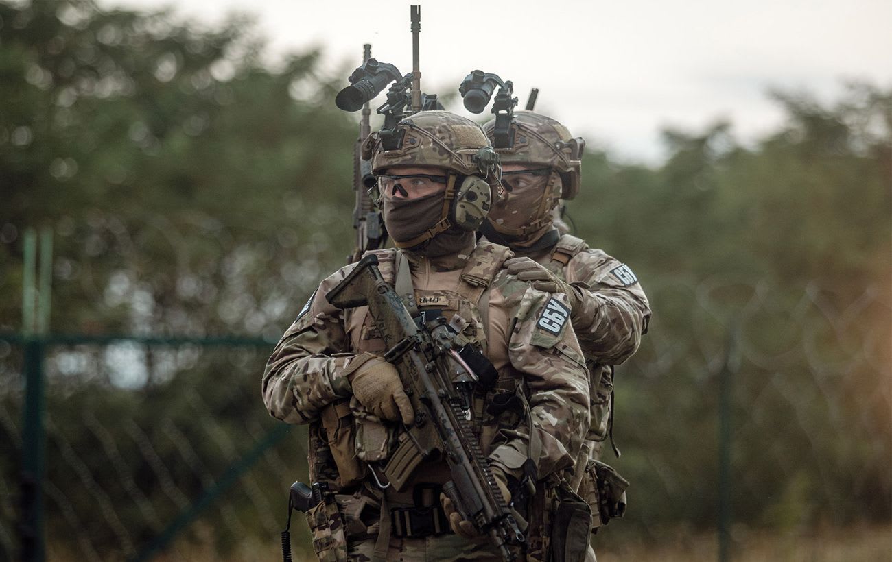 Operation Spiderweb: Video shows Ukraine's secret prep for strike on ...