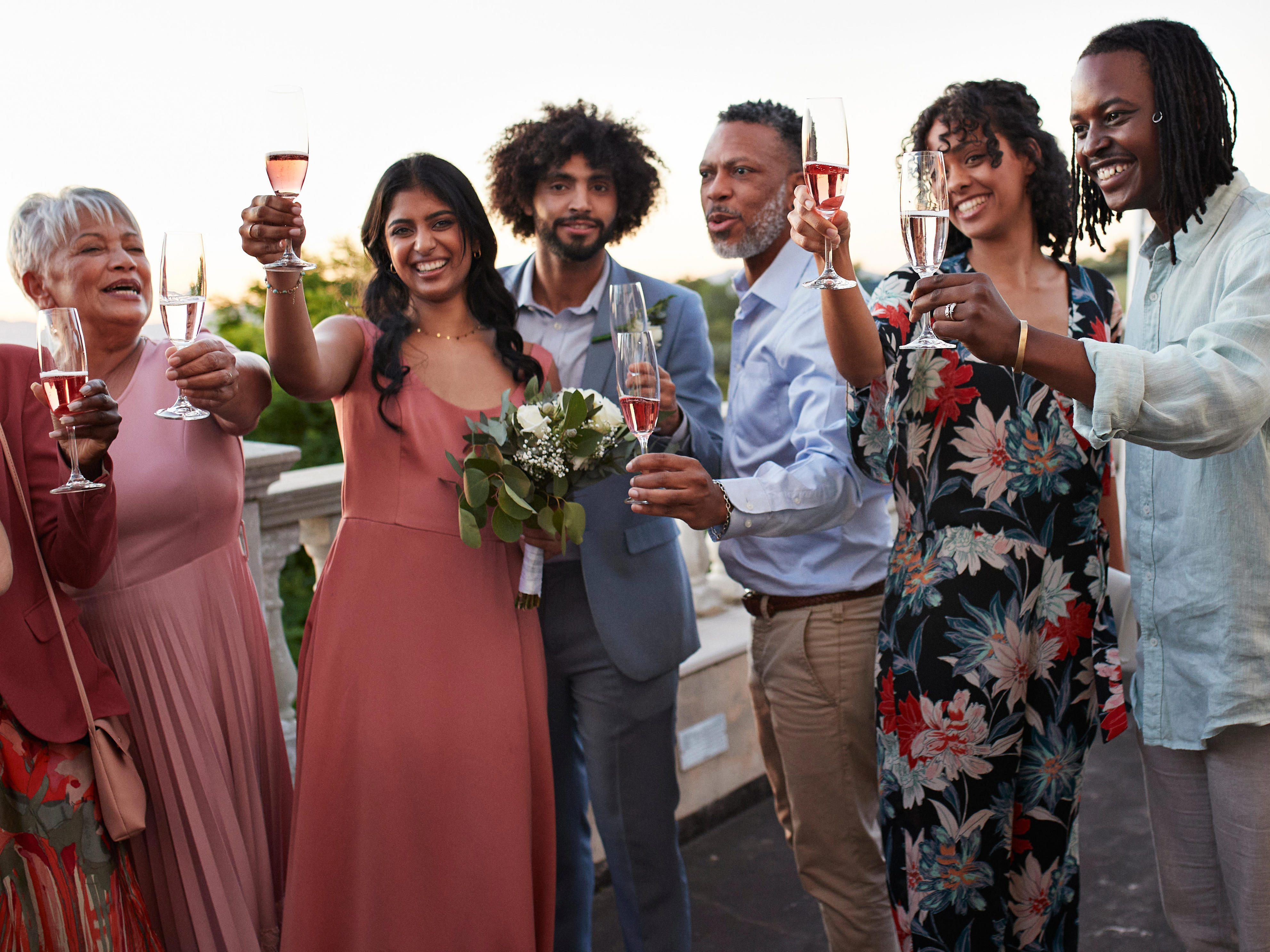 10 mistakes guests should never make at weddings, according to ...
