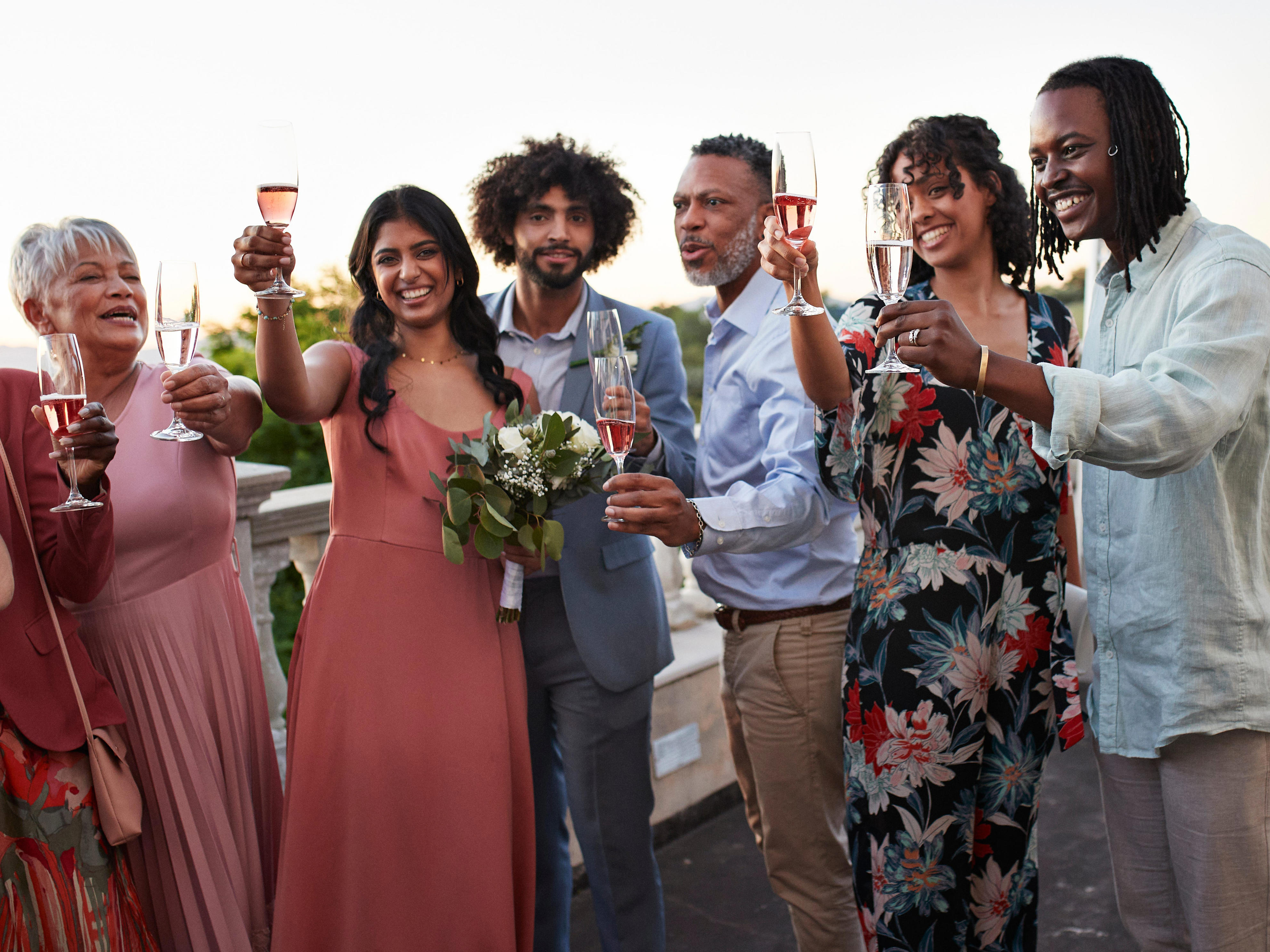 10 mistakes guests should never make at weddings, according to ...