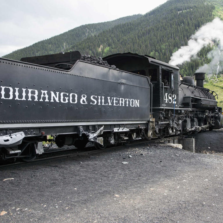 This Is America's Most Beautiful Train Ride According To Travel Experts