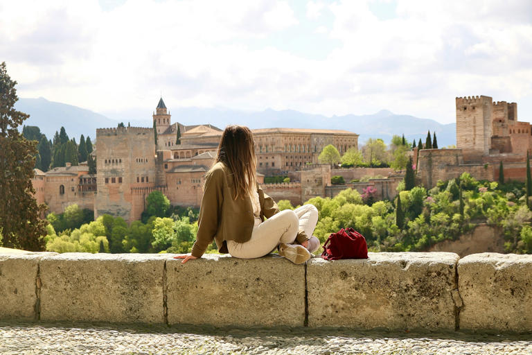 Student life in Granada: how international students live it up