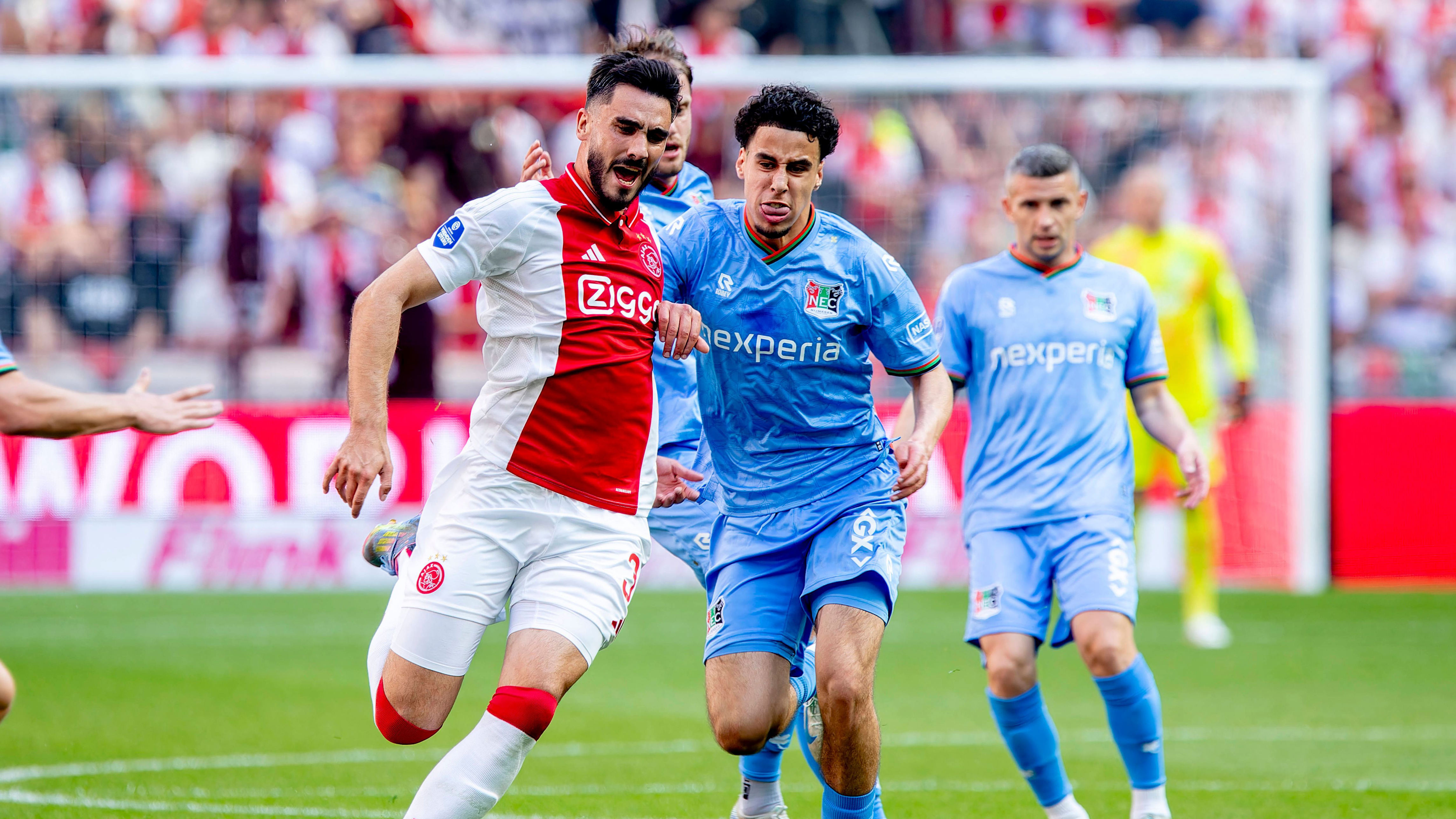 Josip Sutalo gevraagd naar toekomst: 'Ajax is één van de grootste clubs ...