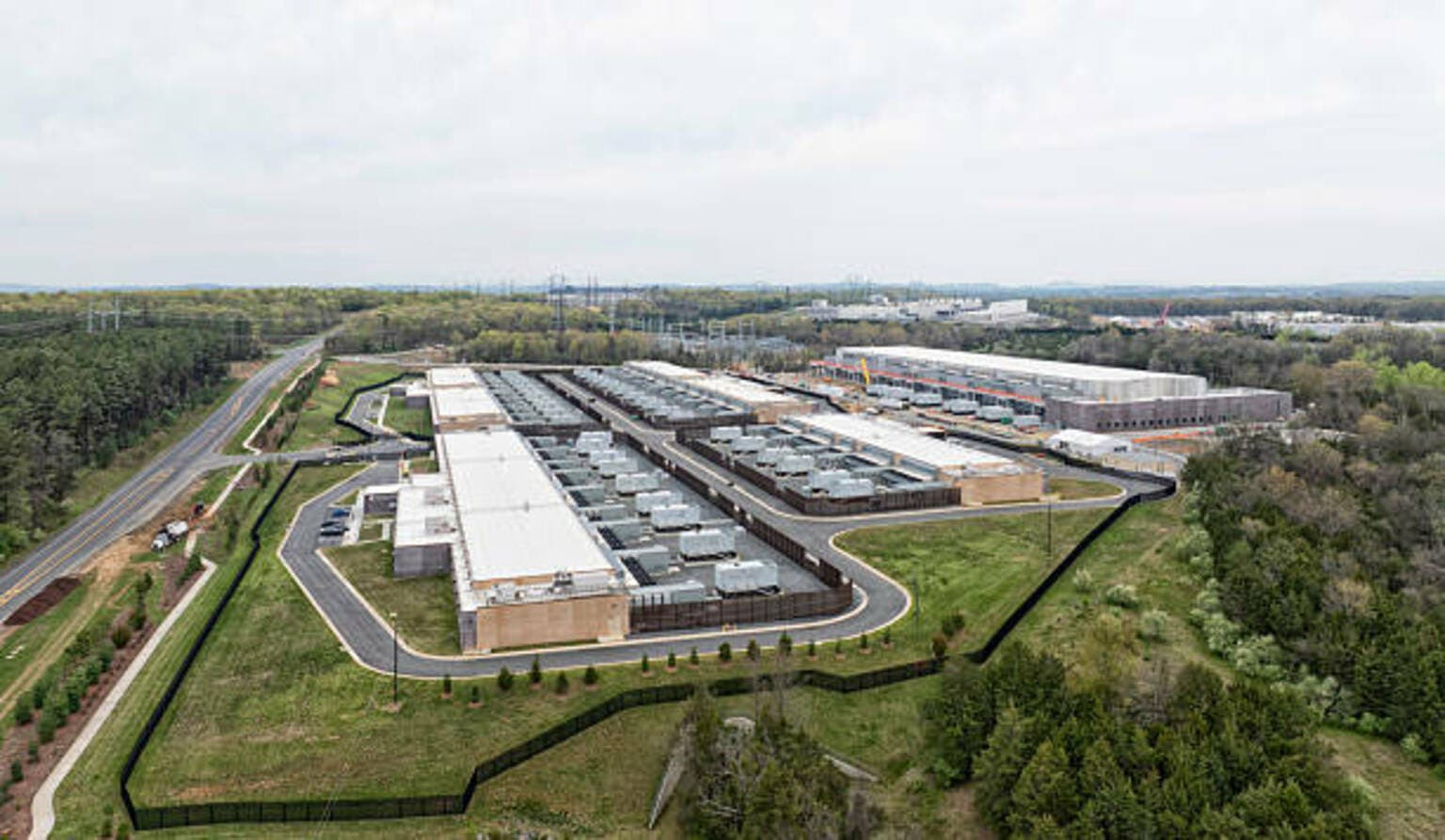 Oracle climbs after expanding Stargate Project with OpenAI: report