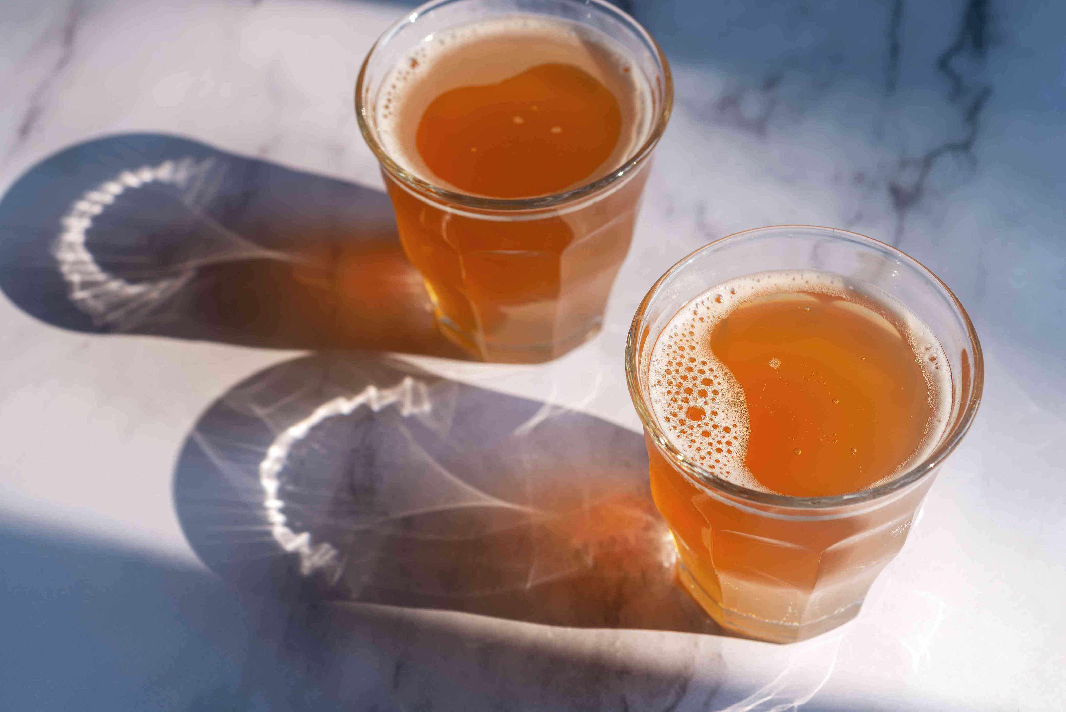 4 Big Benefits of Drinking Kombucha, According to Experts