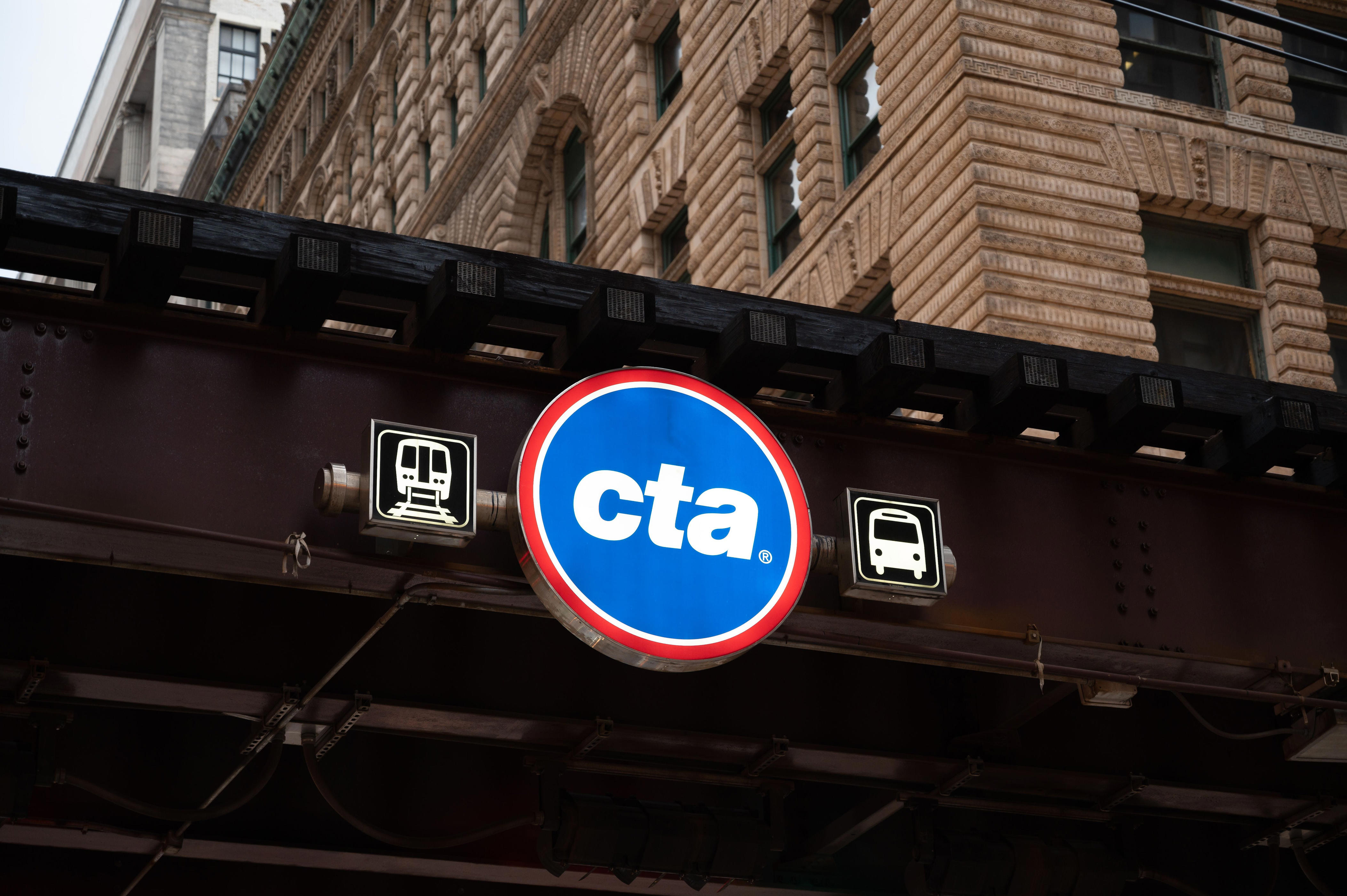 Man stabbed on Loop CTA platform