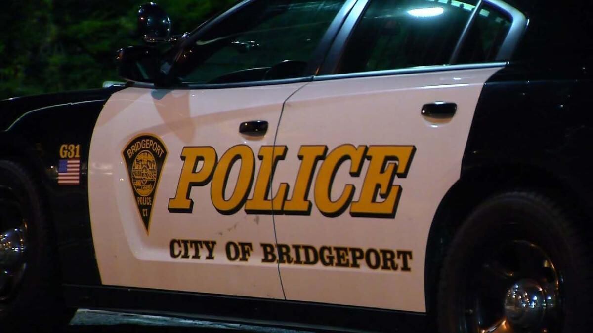 Woman killed, another injured in Bridgeport rooming house stabbing