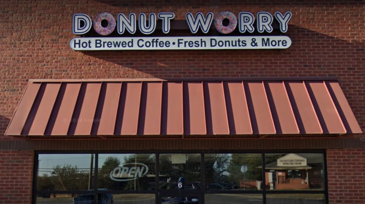 A Donut Shop in Metro Atlanta Scored Unsatisfactory During Health ...