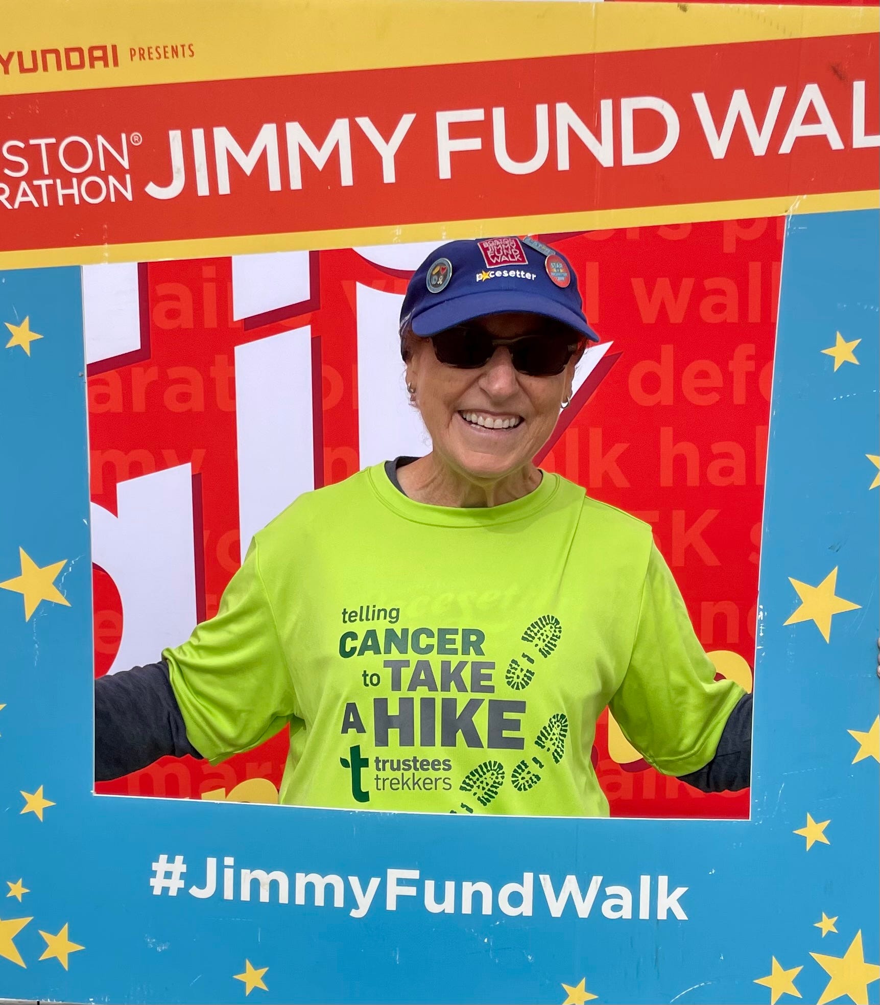 This glow pickleball night in Easton is raising money for cancer care