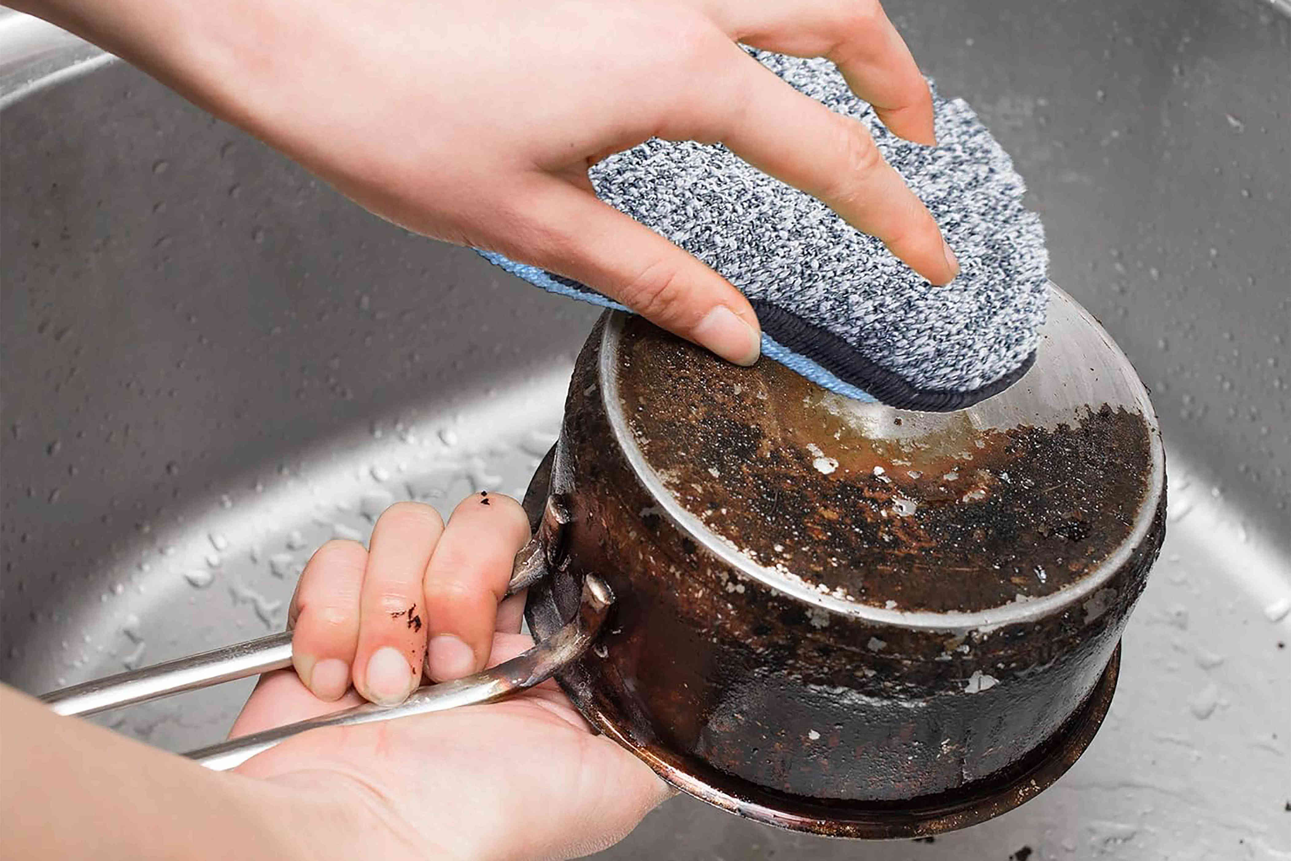 Your Sponge Could Contain Microplastics — Try a Non-Toxic Option ...