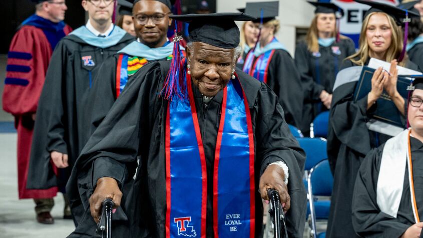 75-year-old earns graduate degree from Louisiana Tech University ...