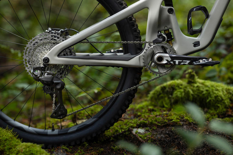 Shimano finally goes wireless with XTR Di2, but what does this mean for future road and gravel ...