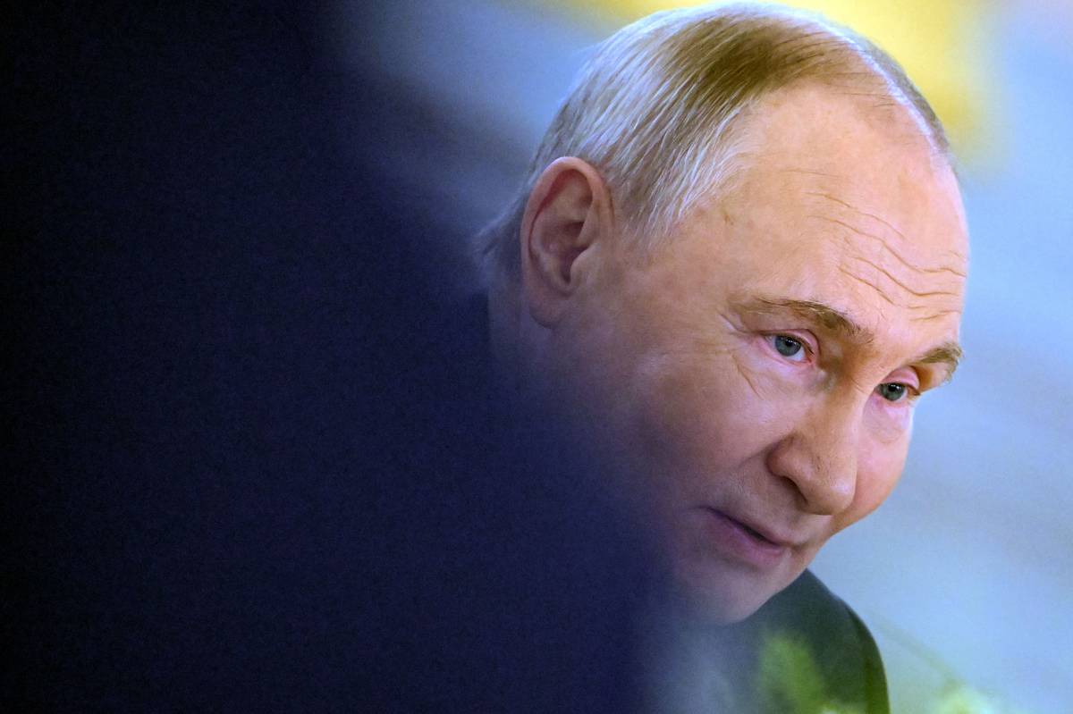 Rússia apela a Ucrânia para que aceite retirada de tropas de Donetsk