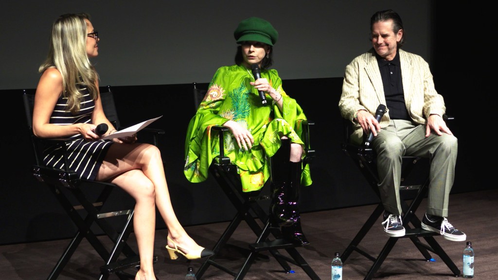 THR Frontrunners Q&A With ‘Étoile' Showrunners Amy Sherman-Palladino ...