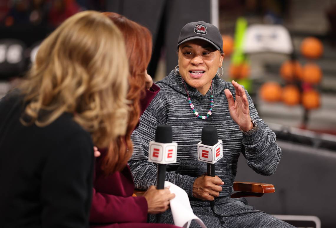 How to watch Dawn Staley on new WNBA pregame show on CBS this summer