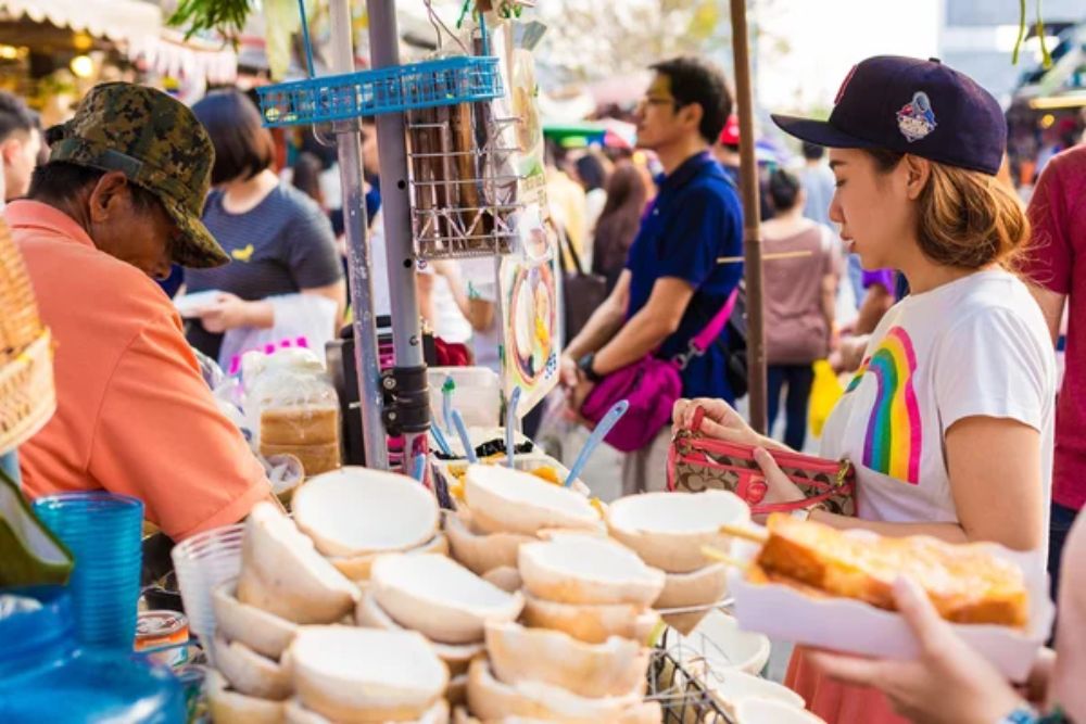 20 Night Markets Around the World Every Foodie Should Experience