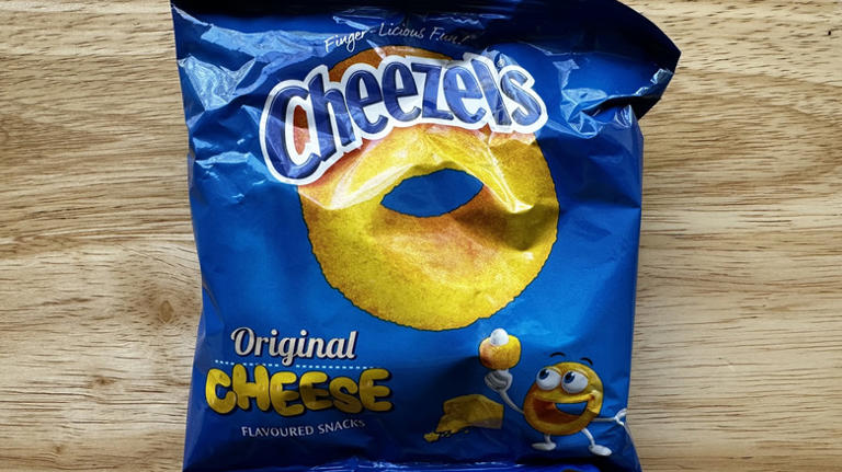 We Tried 15 Popular Australian Candies, Sweets, And Snacks To See If ...