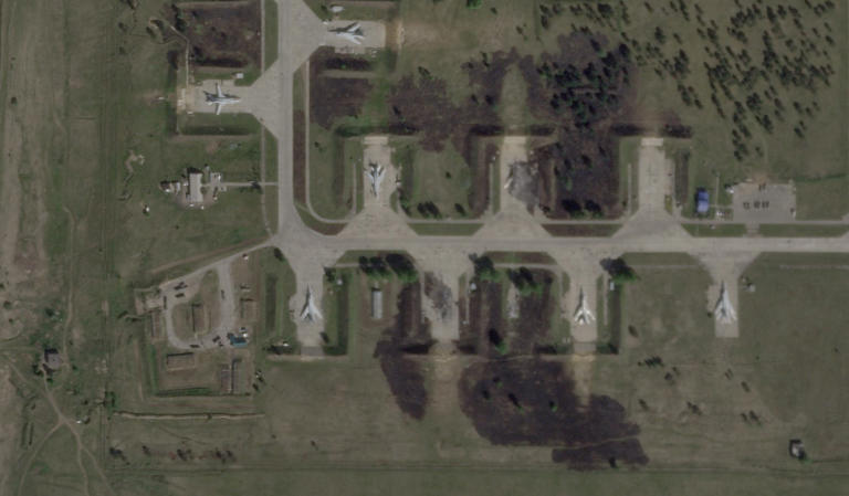 The Russian aircraft Ukraine said it hit were missile carriers and ...