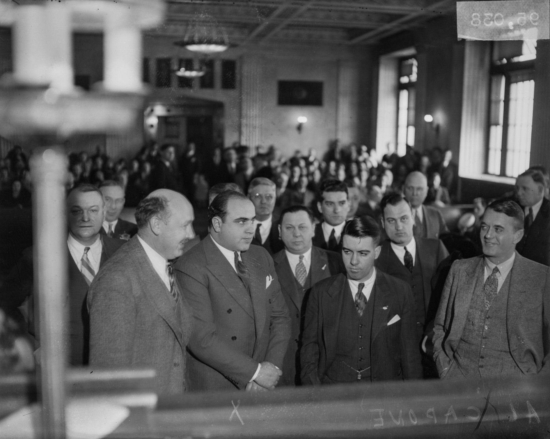 Who are the most infamous mobsters and gangsters?