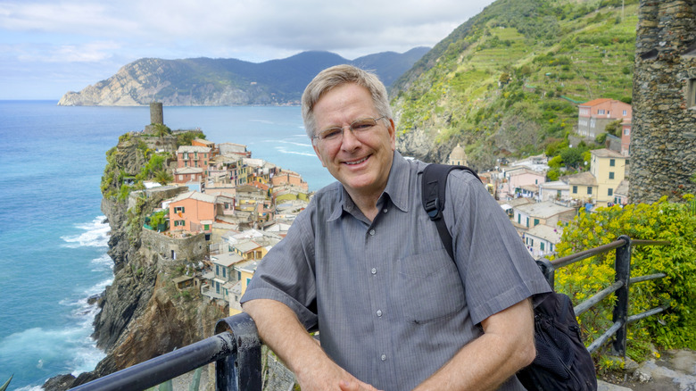 Rick Steves Reveals His Tips On Choosing The Best Luggage For An ...