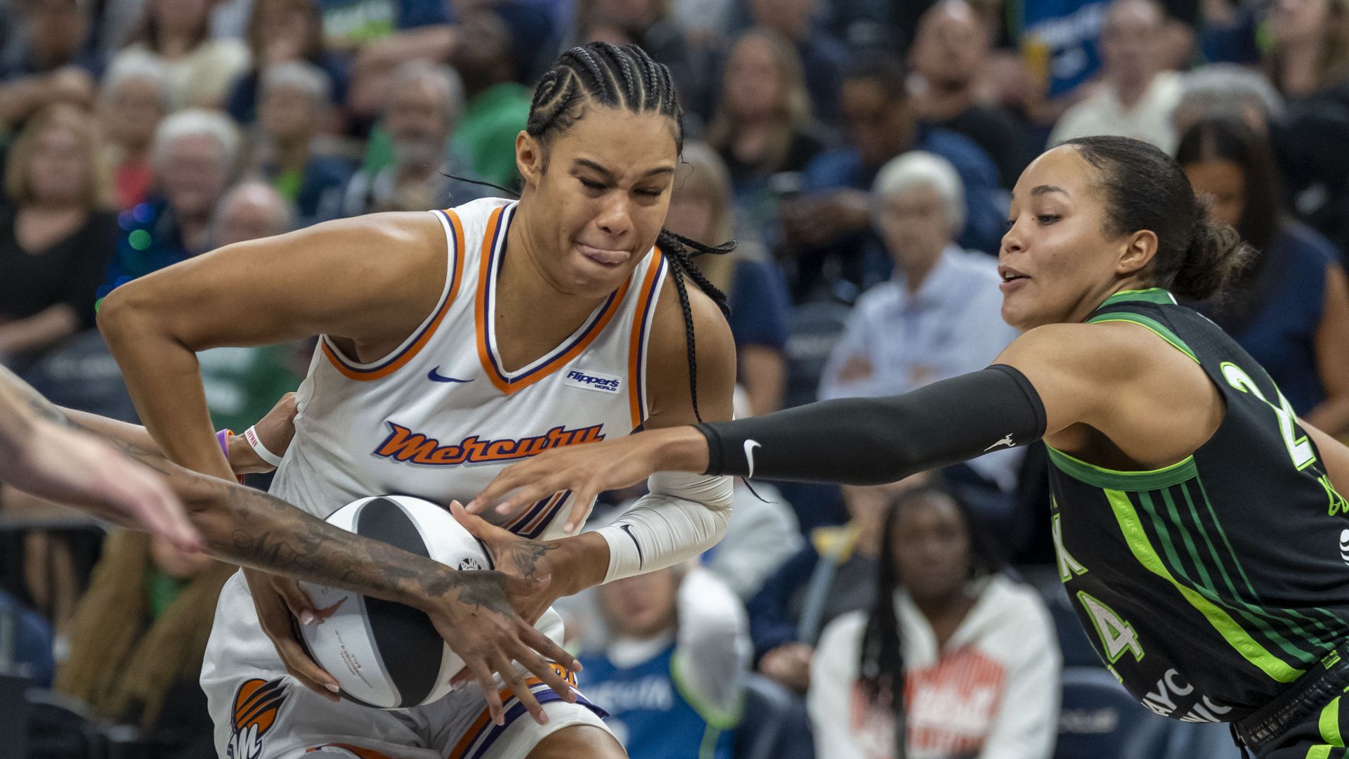 Recap: Mercury struggle from 3-point range in 23-point loss to Lynx