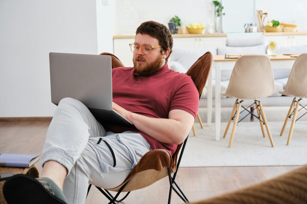 Is ChatGPT Really A Better Therapist Than Humans? A New Study Says Yes