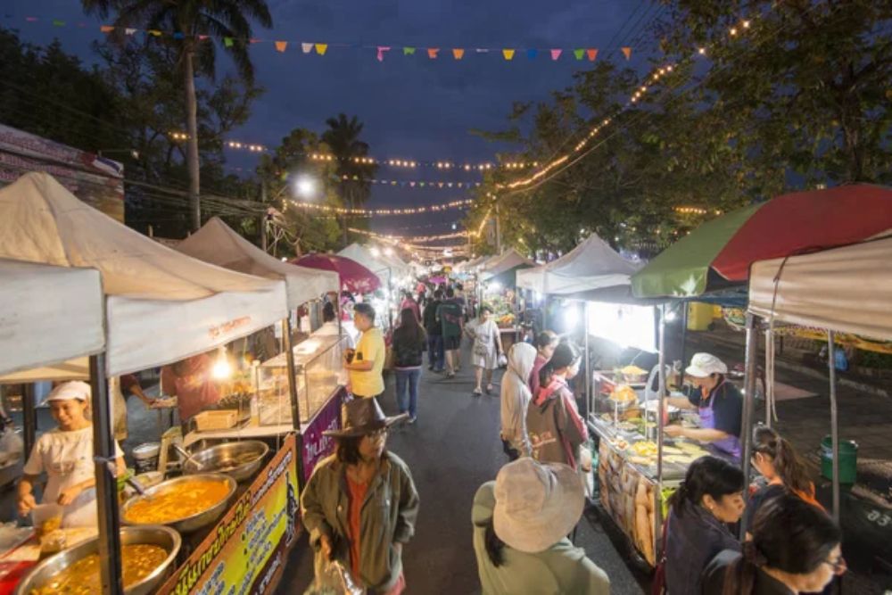 20 Night Markets Around the World Every Foodie Should Experience