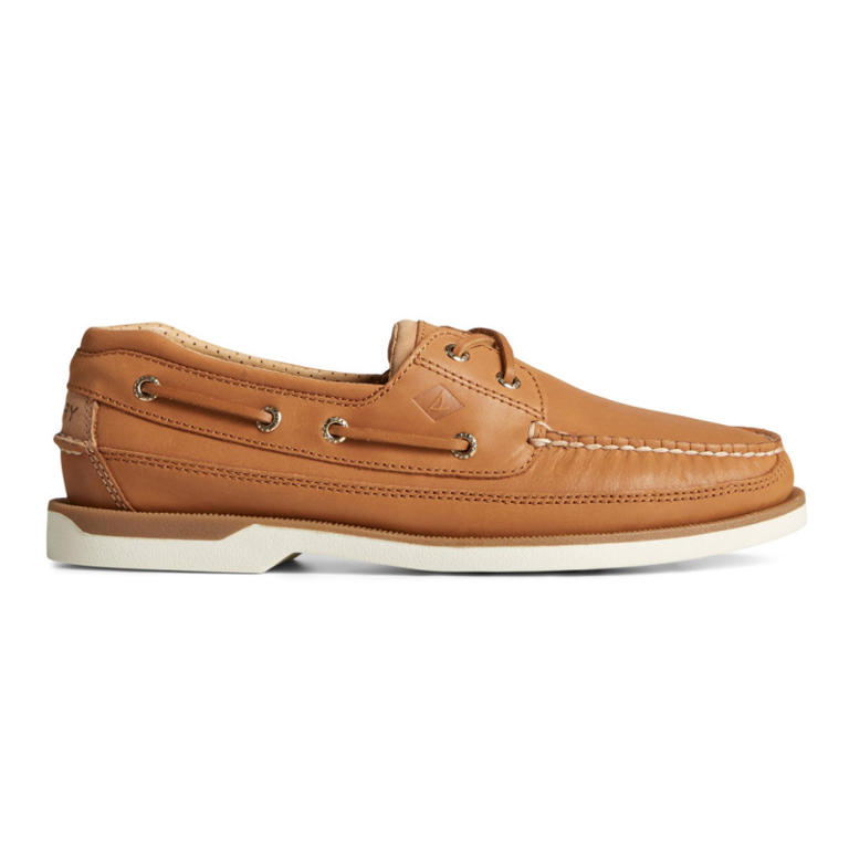 Sperry Is Selling Its $175 Gold Cup Boat Shoes for Just $80 Right Now ...