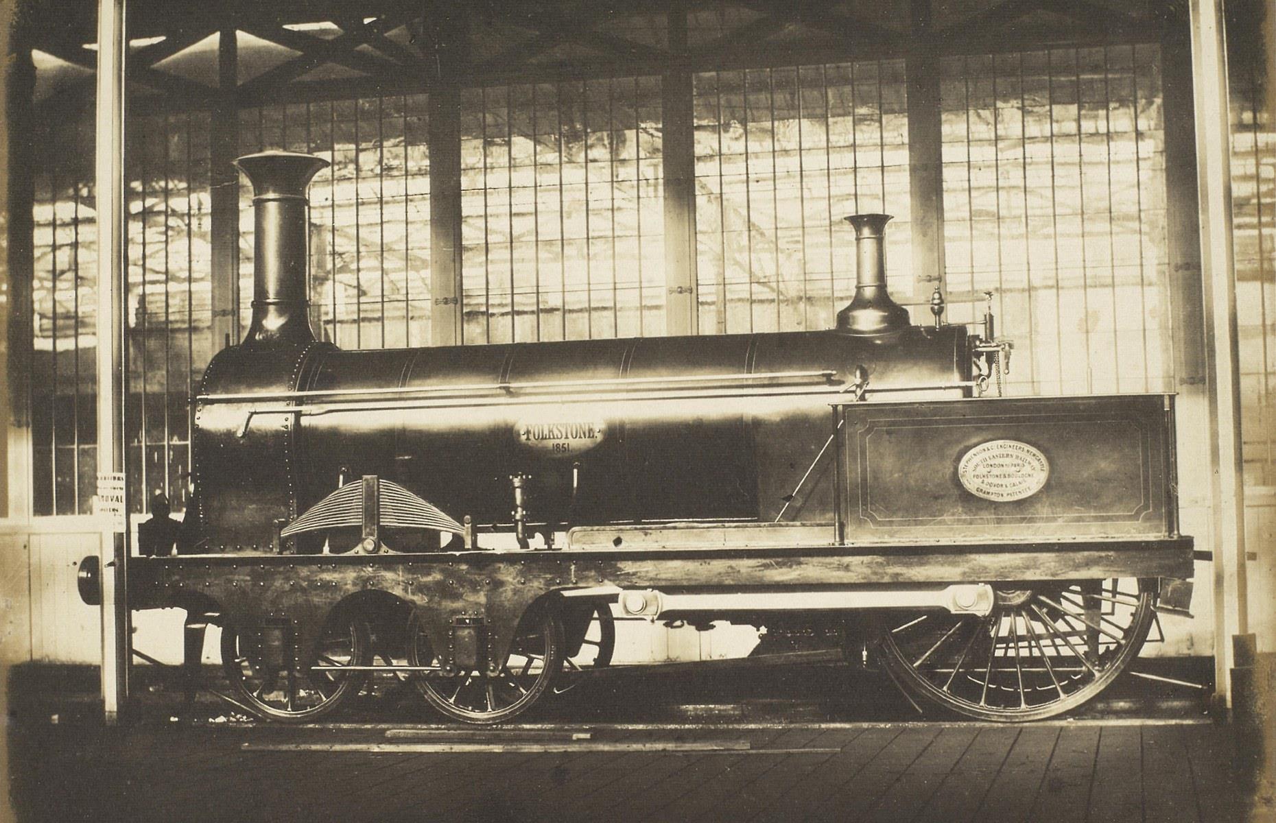 Fascinating historic photos of the world's first trains and railroads