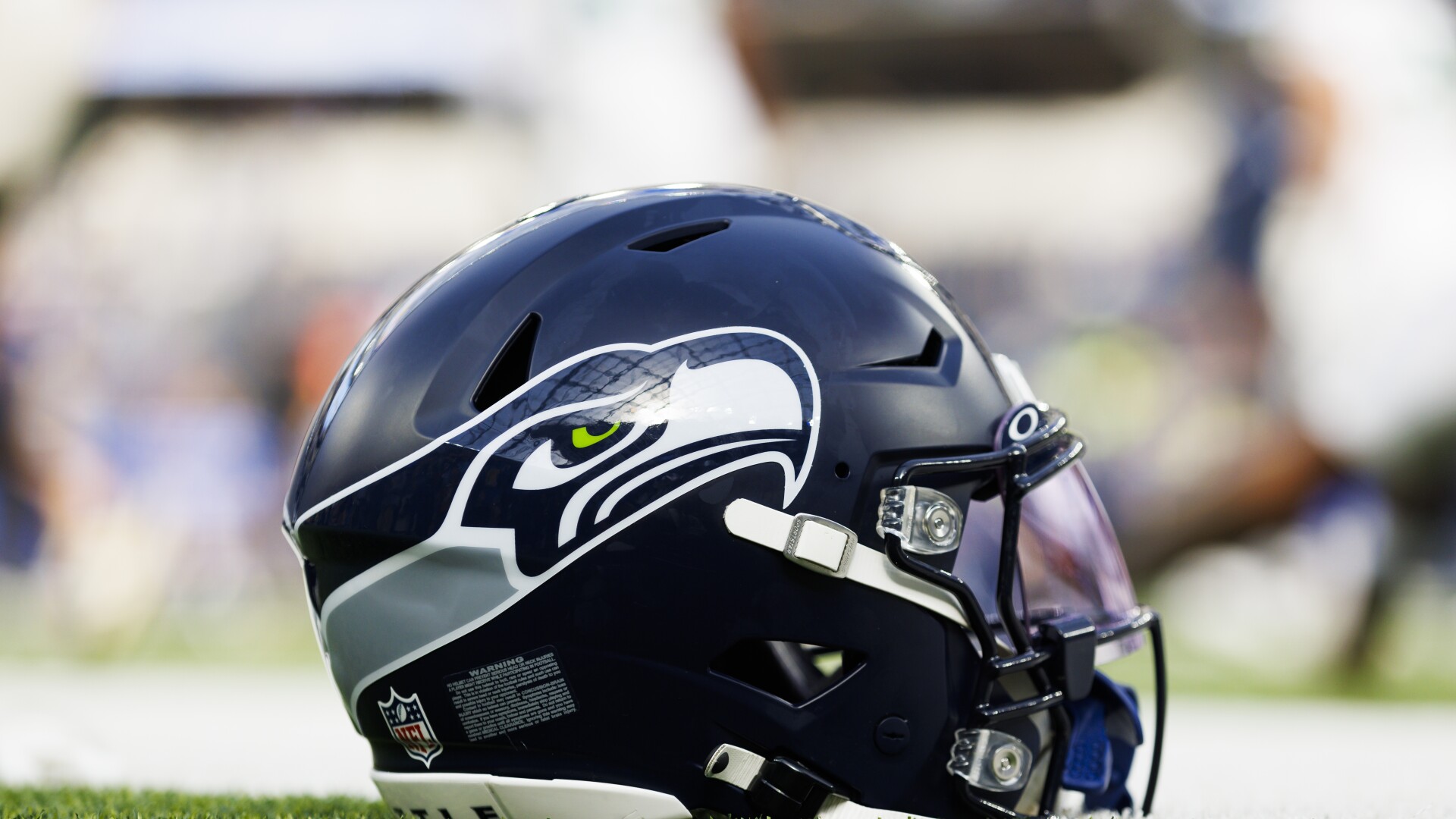 Seahawks sign TE Mitch Van Vooren