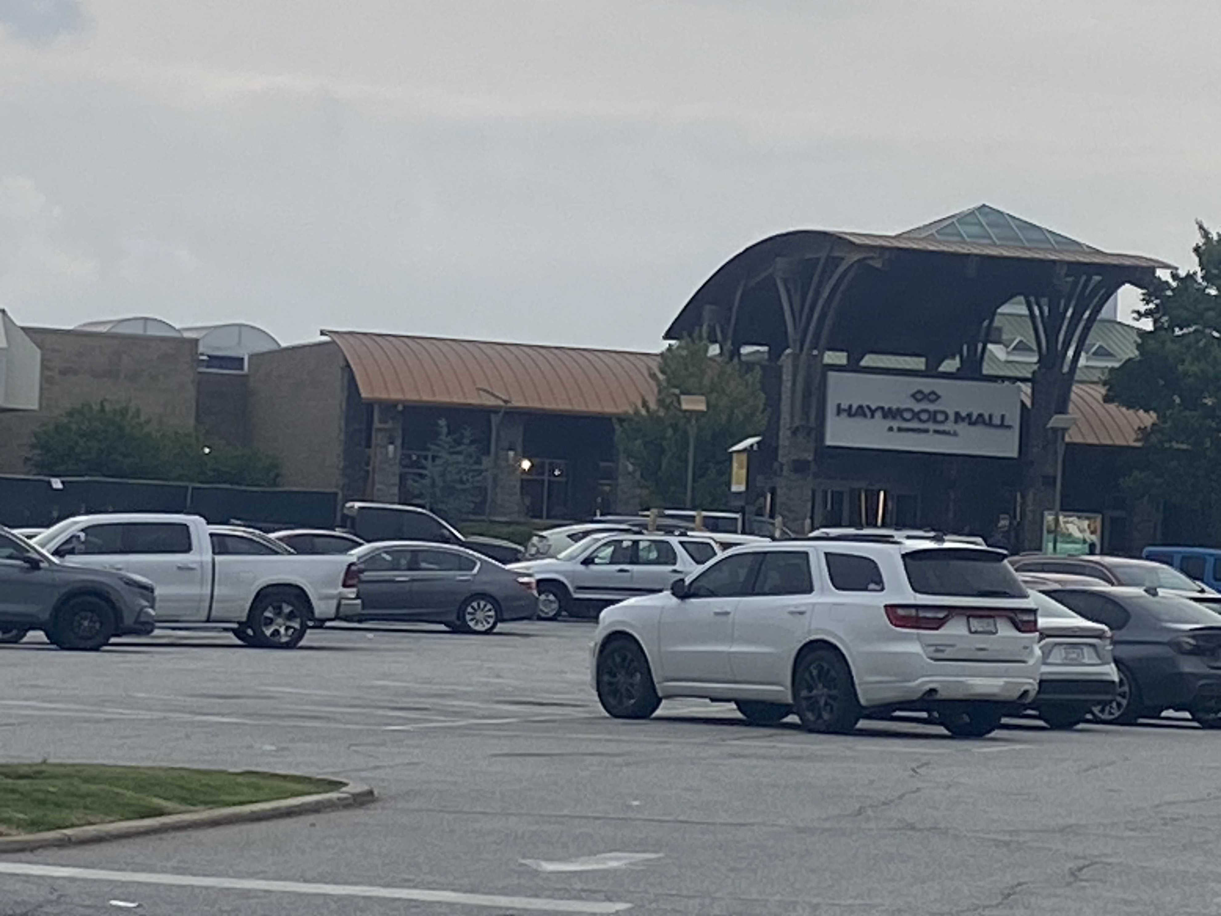 Several detained after shots fired at Upstate Mall, police say