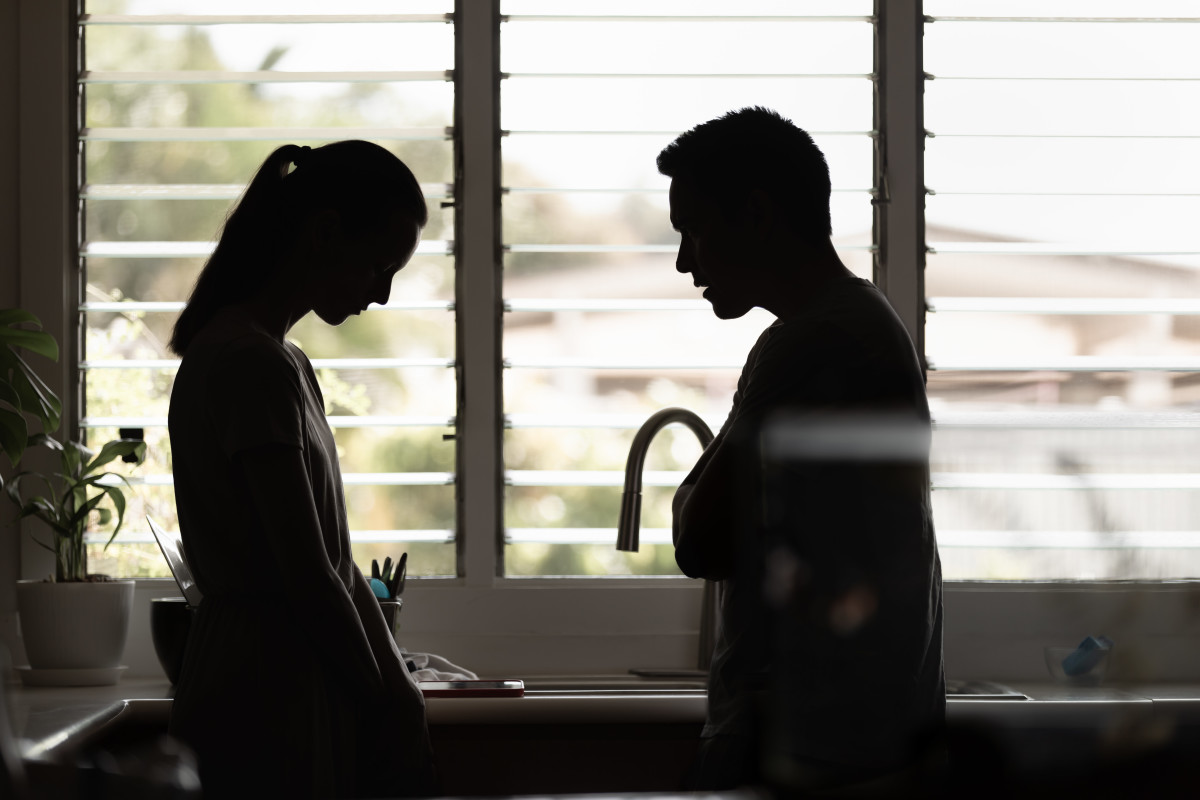 6 Signs Someone Is Using You, According to a Psychologist