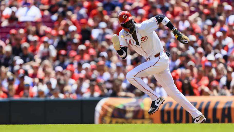 Juvenile pedestrian struck by car at Campbell Hall in Studio City