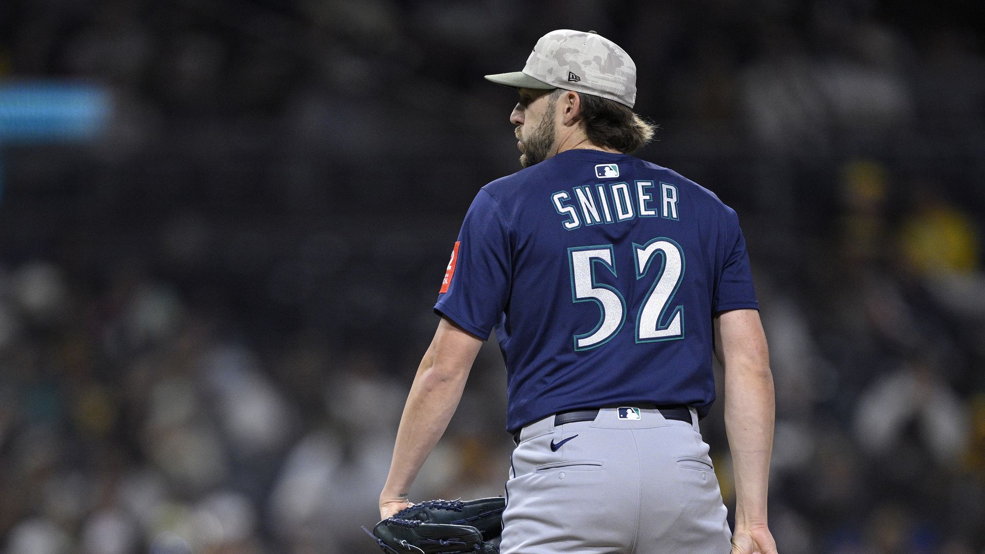 Mariners move Collin Snider to 15-day IL; Casey Legumina recalled