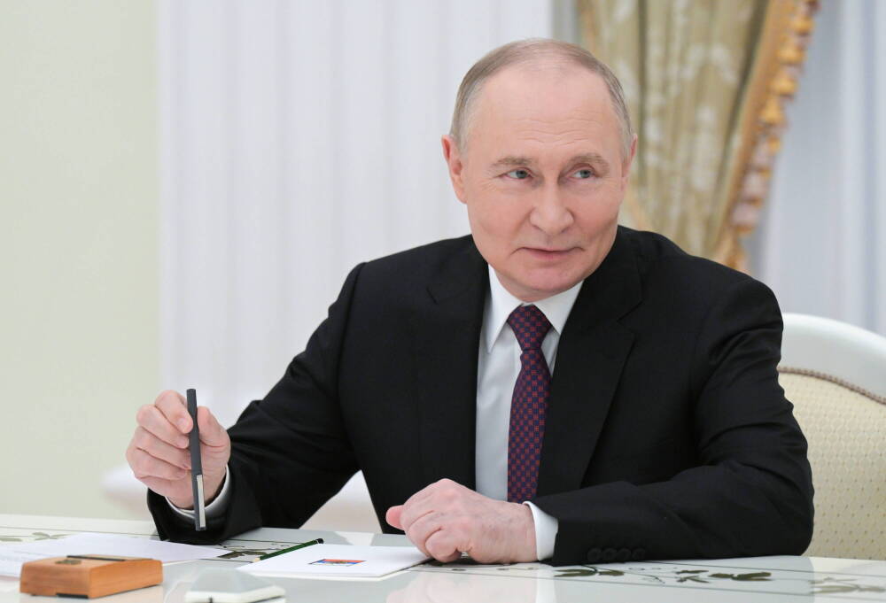 Putin rozmawiał telefonicznie z papieżem Leonem XIV; poruszono m.in ...